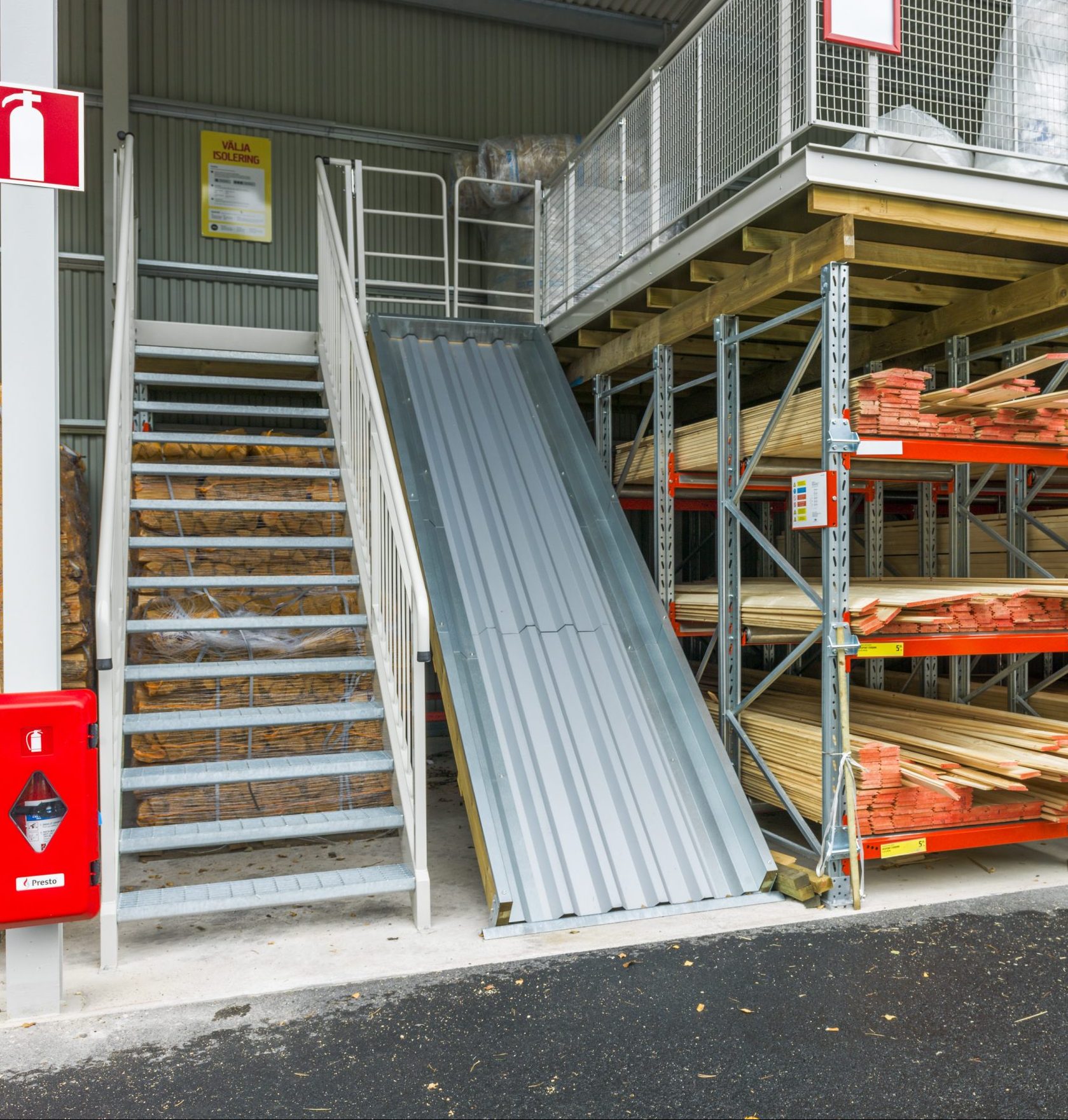 Timber racking - EAB